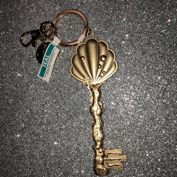 Disney | Other | New Disney Parks Ariel The Little Mermaid Keychain ...